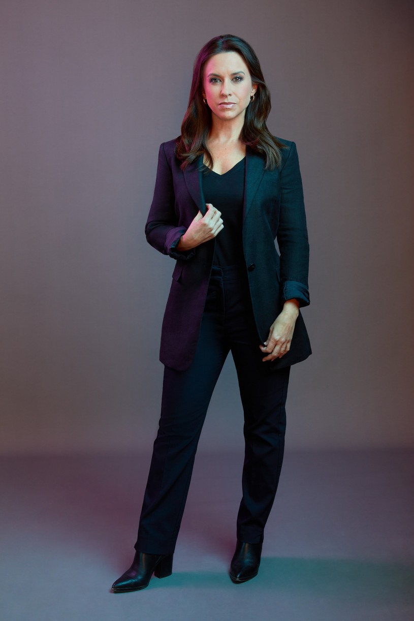 Lacey Chabert & Will Kemp Reunite In Hallmark Movies & Mysteries' New ...