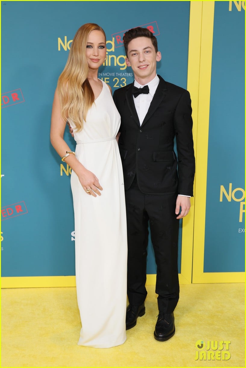 Jennifer Lawrence Brings 'No Hard Feelings' Premiere to NYC With Andrew ...