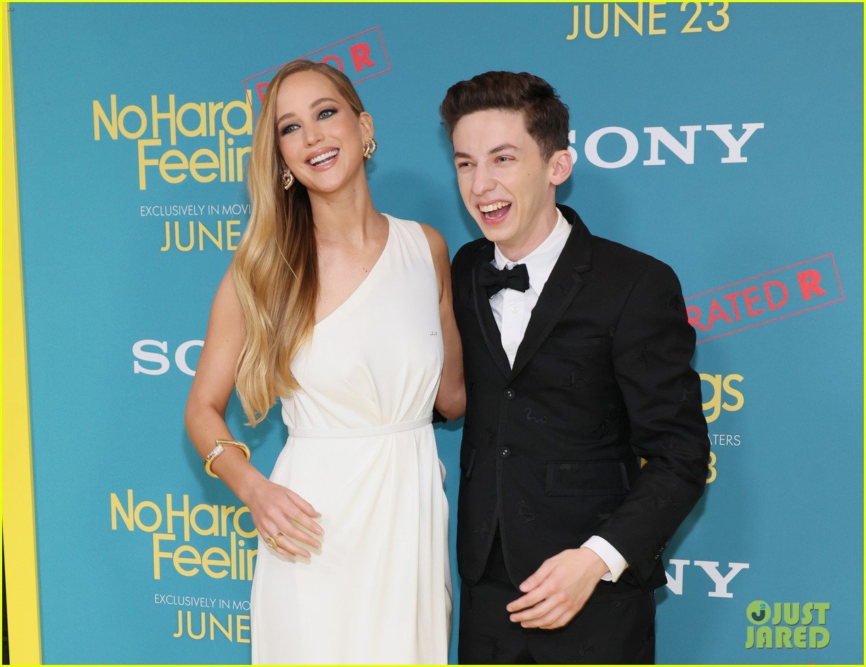 Jennifer Lawrence Brings 'No Hard Feelings' Premiere to NYC With Andrew ...