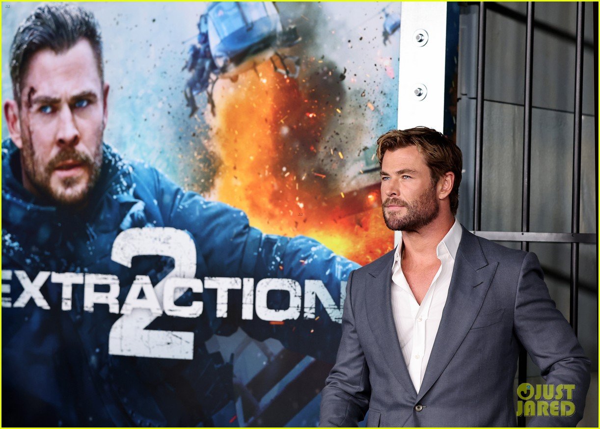Chris Hemsworth Gets Support From Brothers Liam & Luke at 'Extraction 2 ...