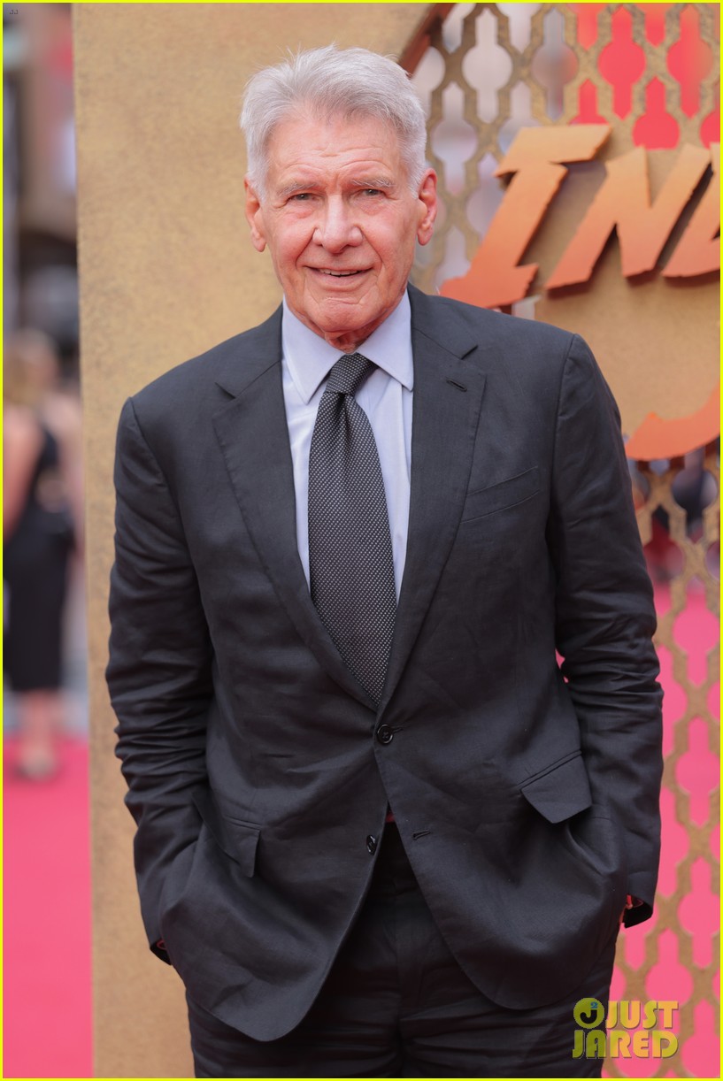 Here's Why Harrison Ford Thanked Tom Selleck While Talking About ...