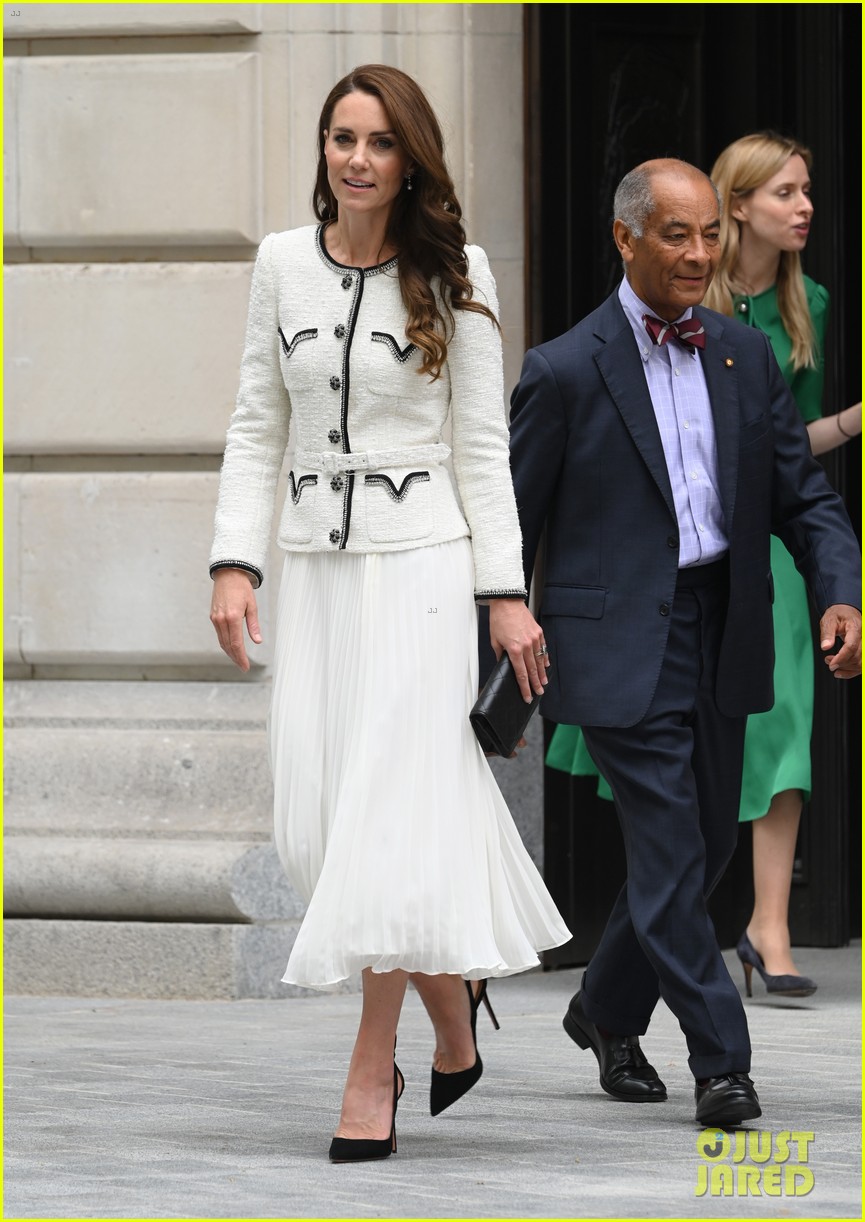 Princess Catherine of Wales Re-Opens London's National Portrait Gallery ...