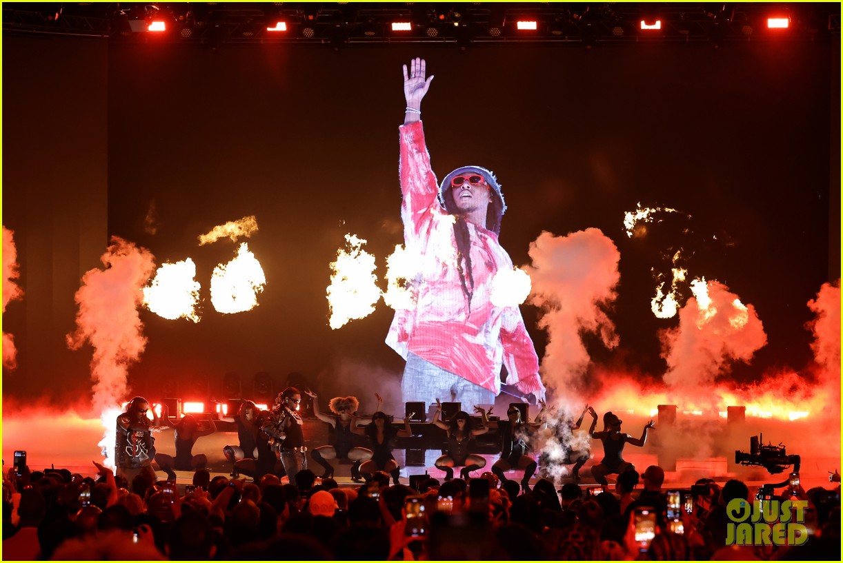 Offset & Quavo Honor Takeoff's Legacy With A Powerful Reunion at BET ...