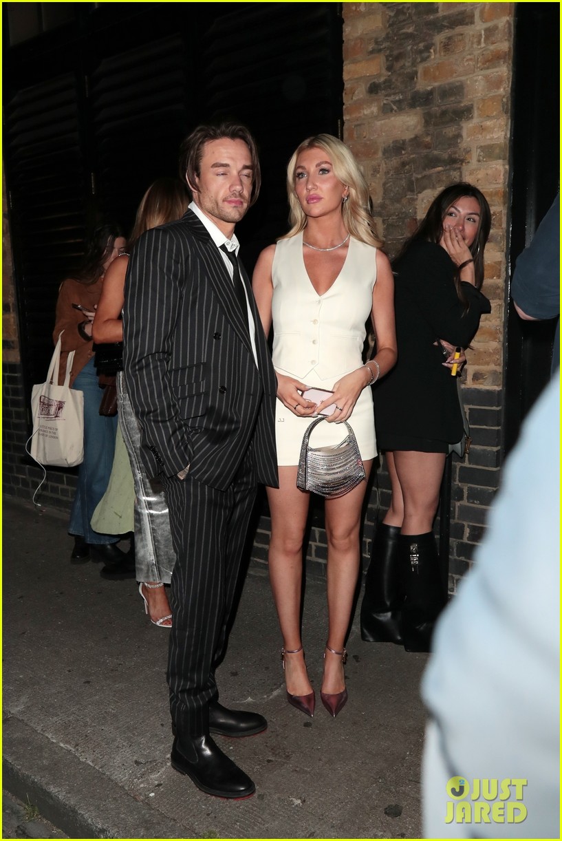 Liam Payne & Kate Cassidy Keep Close in London Following Split Reports ...