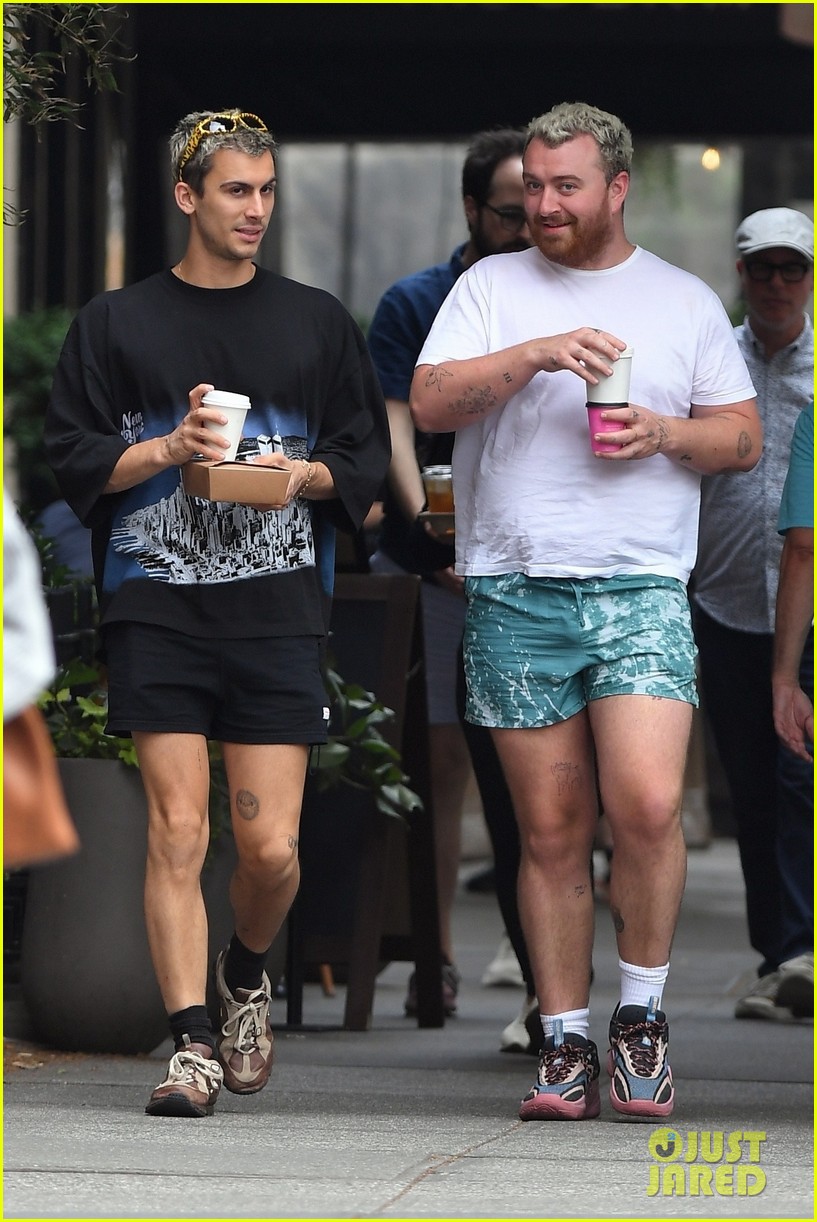 Photo: sam smith short shorts christian cowan 04 | Photo 4950637 | Just ...