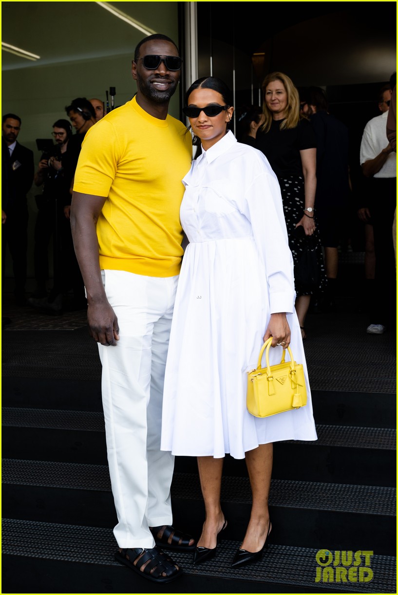 'Red, White & Royal Blue' Star Taylor Zakhar Perez Arrives Shirtless ...