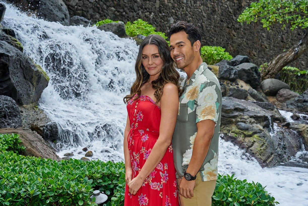 Taylor Cole & Kanoa Goo Kick Off Hallmark Channel's Summer Nights ...