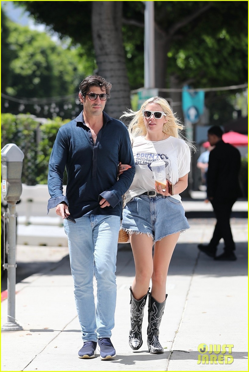Ashley Benson & Fiancé Brandon Davis Keep Close on Lunch Date in Beverly Hills: Photo 4957970 ...