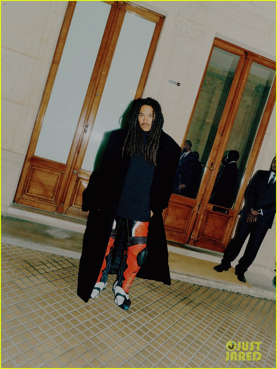 Cardi B & Offset Hold Hands & Rock Two Different Looks For Balenciaga ...