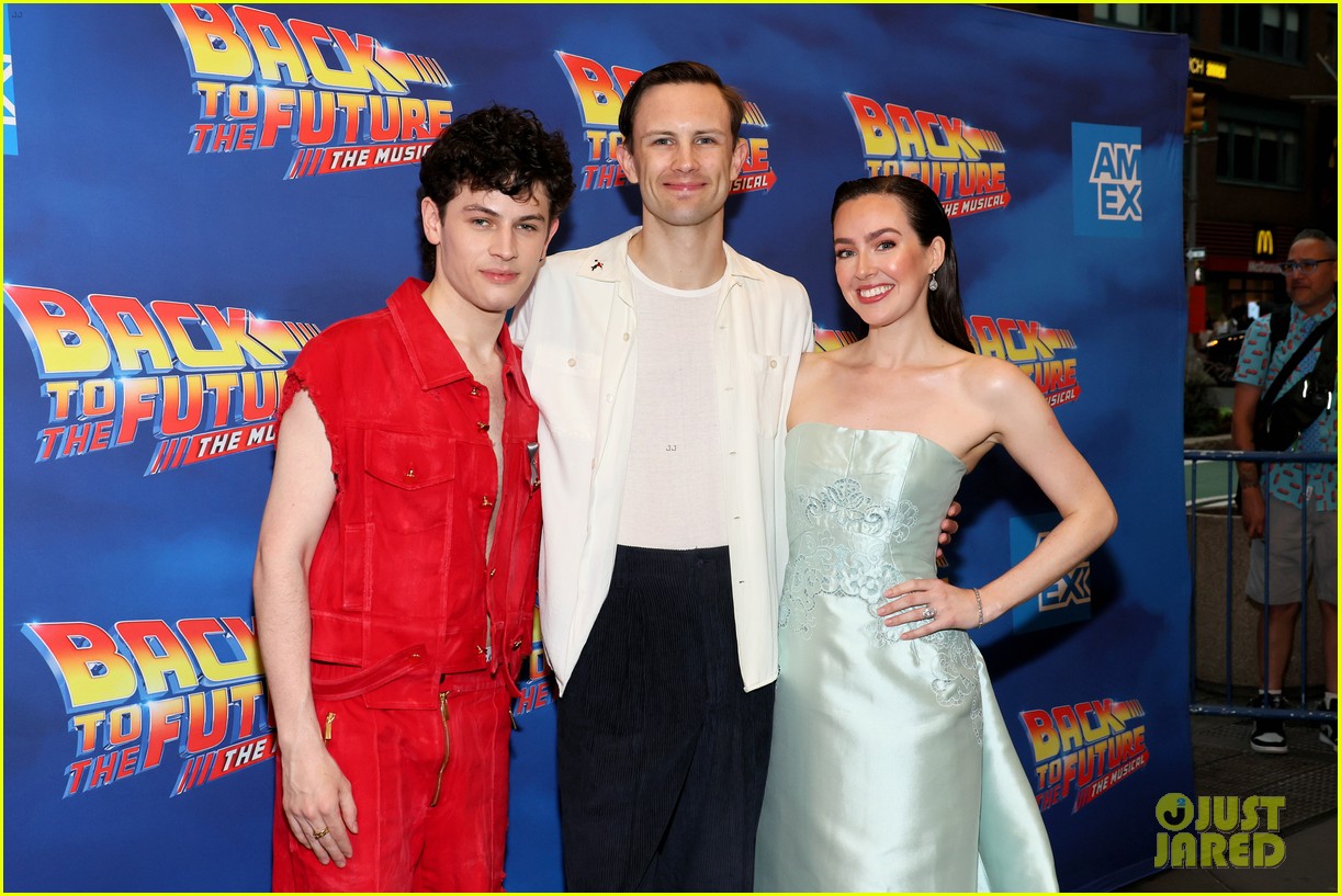 Original 'Back to the Future' Stars Support Broadway Cast at Opening ...