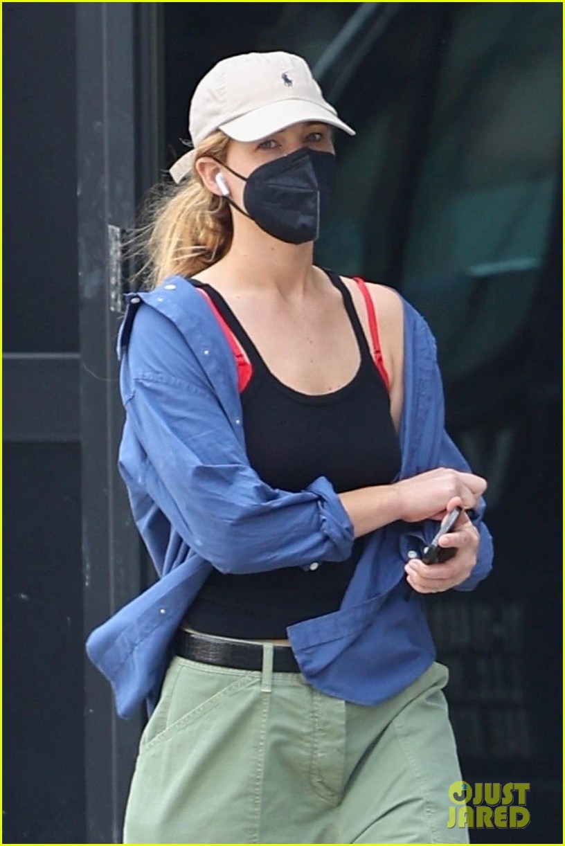 Photo: jennifer lawrence masks up nyc 01 | Photo 4951320 | Just Jared ...