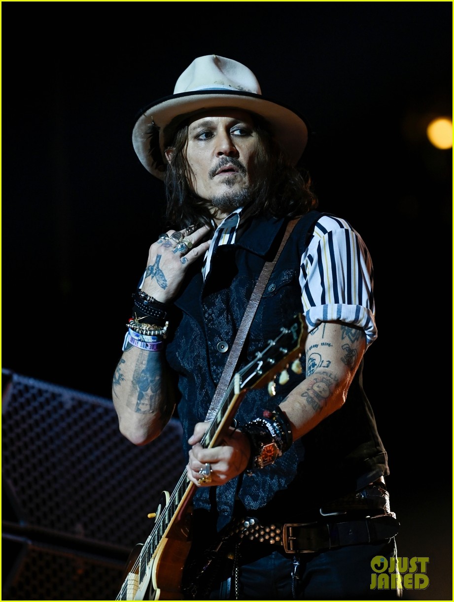 Photo: johnny depp hollywood vampires concert 003 | Photo 4953921 ...