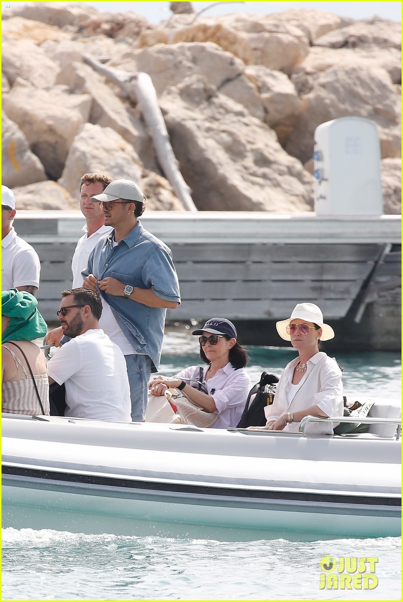 Katy Perry & Orlando Bloom Go for Boat Ride While Vacationing in South ...