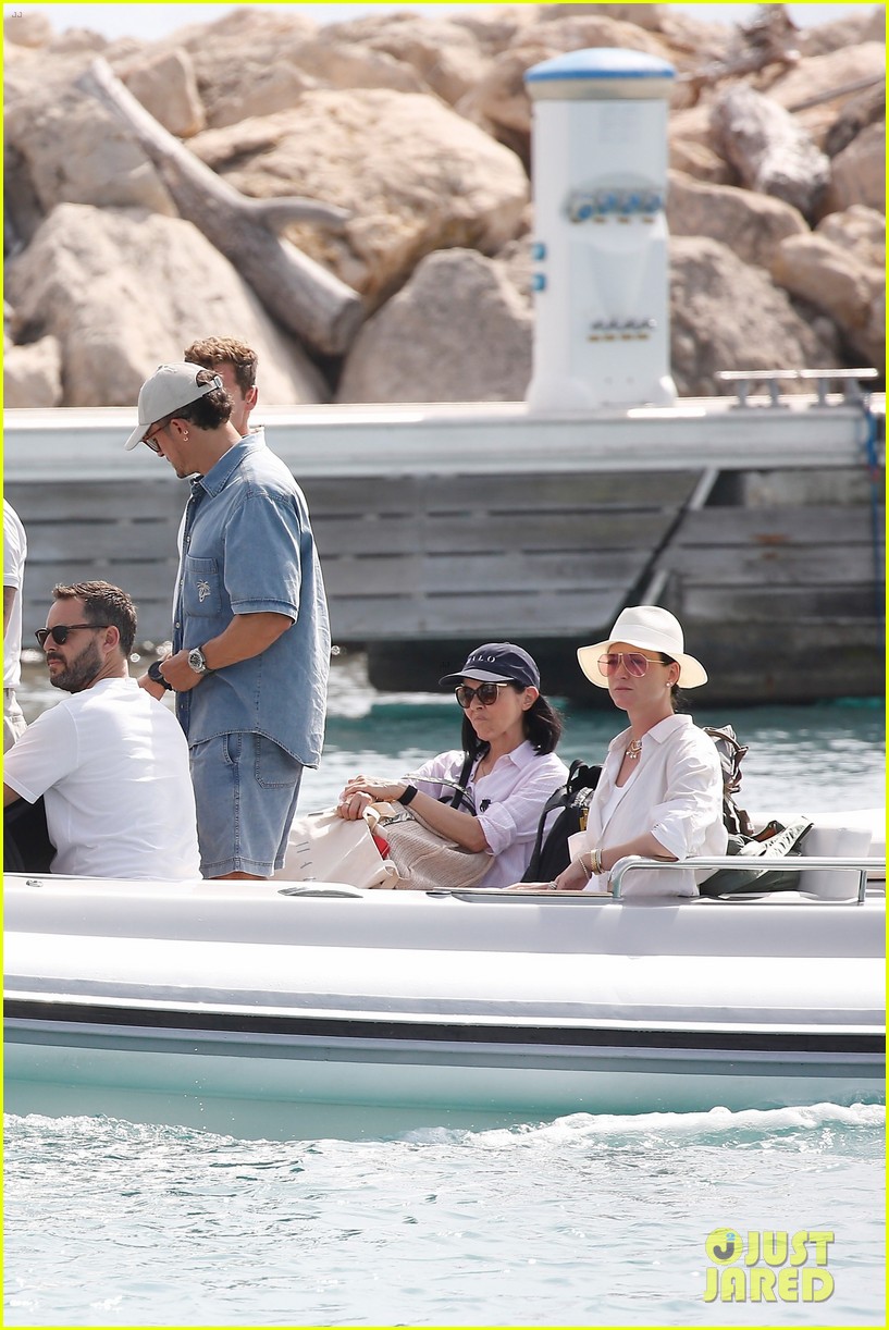 Katy Perry & Orlando Bloom Go for Boat Ride While Vacationing in South ...