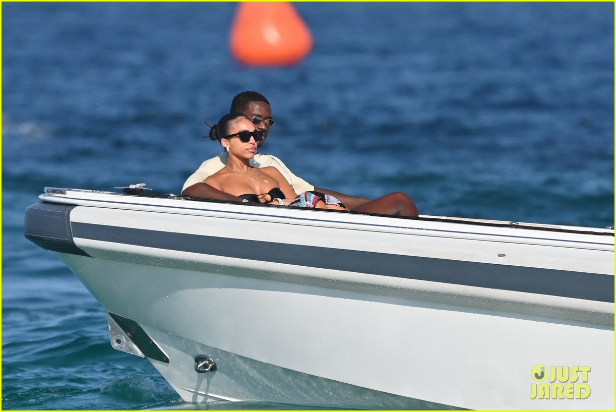 Lori Harvey & Damson Idris Soak Up The Sun On A Boat Ride in Saint ...