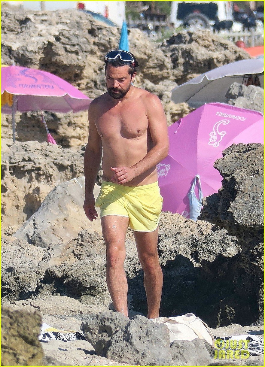 Dominic Cooper & Gemma Chan Share a Kiss While on Vacation in Spain: Photo 4962500 | Bikini ...