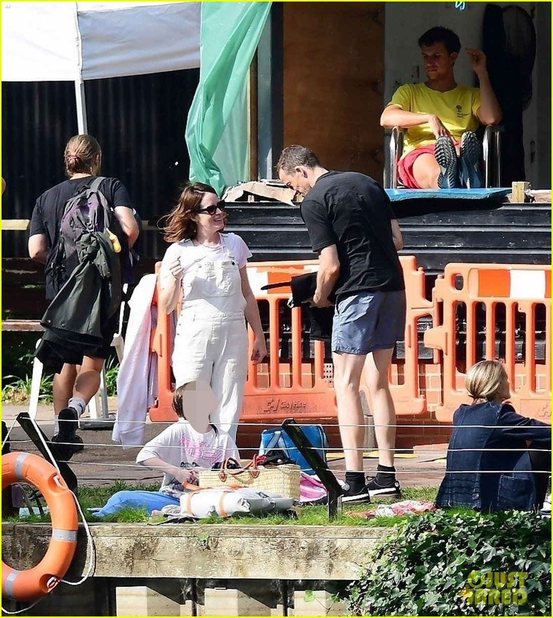 Claire Foy's New Boyfriend Charlie Cunningham Goes Shirtless During ...