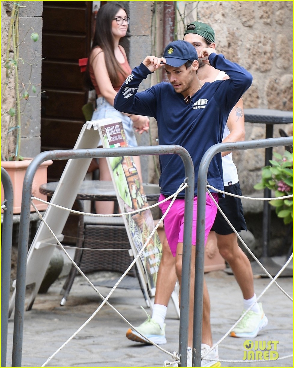 Harry Styles Spotted Jogging Around Italy with His Personal Trainer in ...