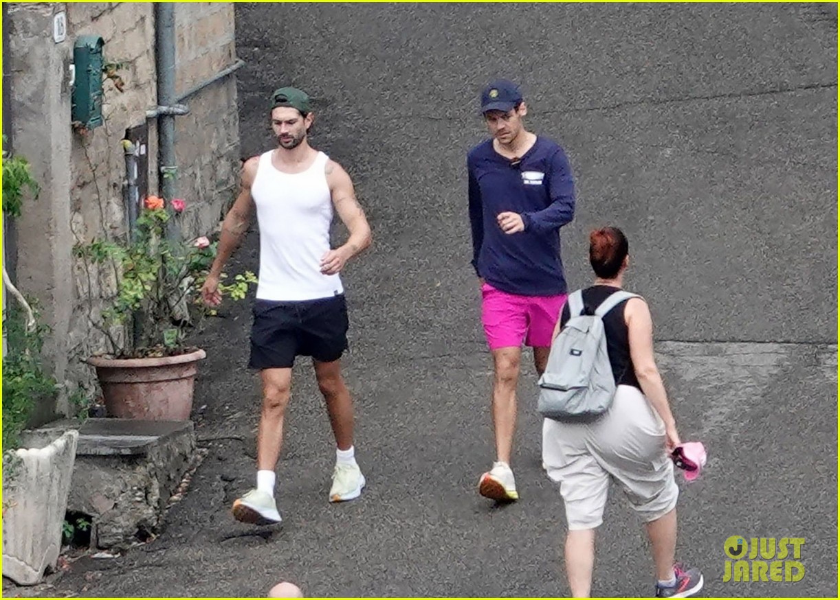 Harry Styles Spotted Jogging Around Italy with His Personal Trainer in ...