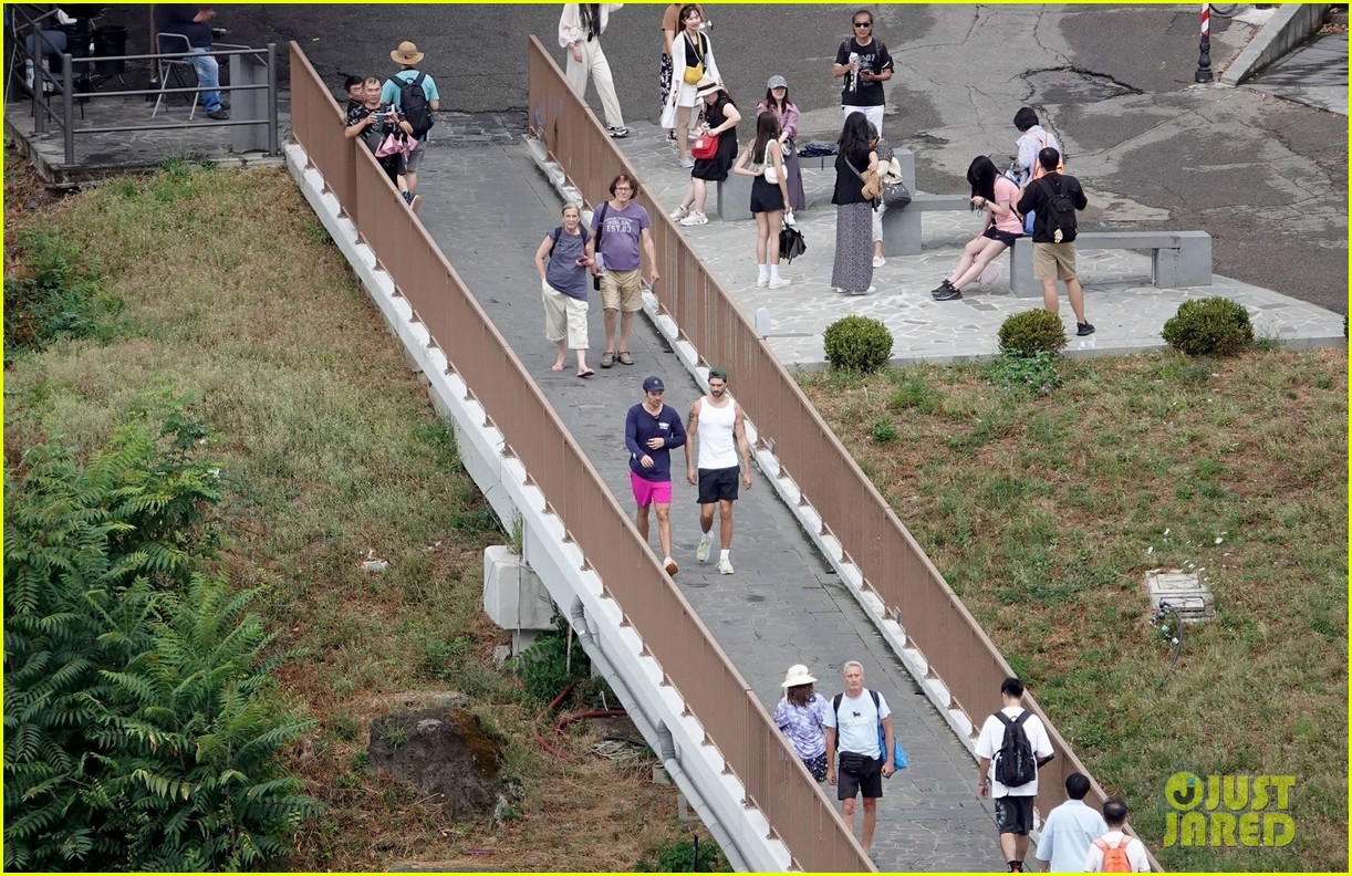 Harry Styles Spotted Jogging Around Italy with His Personal Trainer in ...