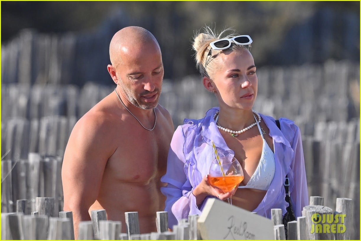 Selling Sunset's Jason Oppenheim Packs on PDA with Danika Tanya: Photo 4962151 | Shirtless ...