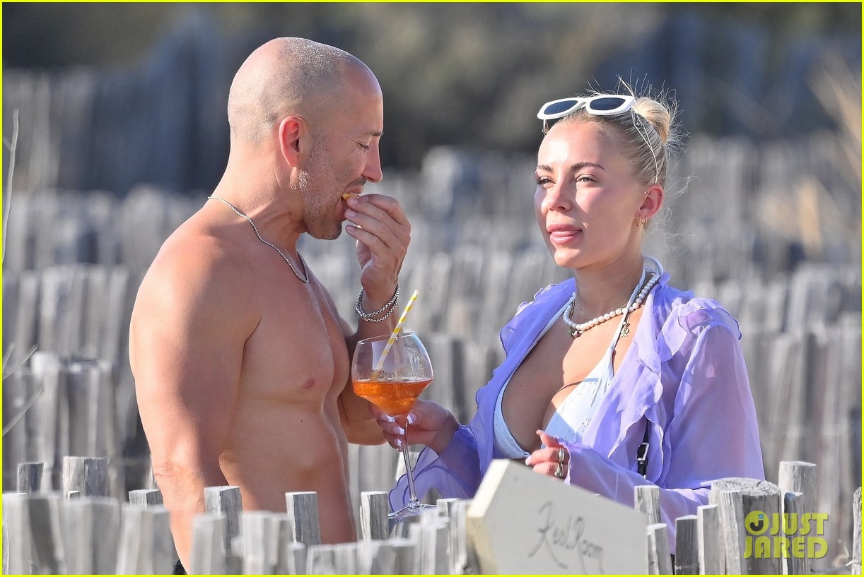 Selling Sunset's Jason Oppenheim Packs on PDA with Danika Tanya: Photo 4962156 | Shirtless ...