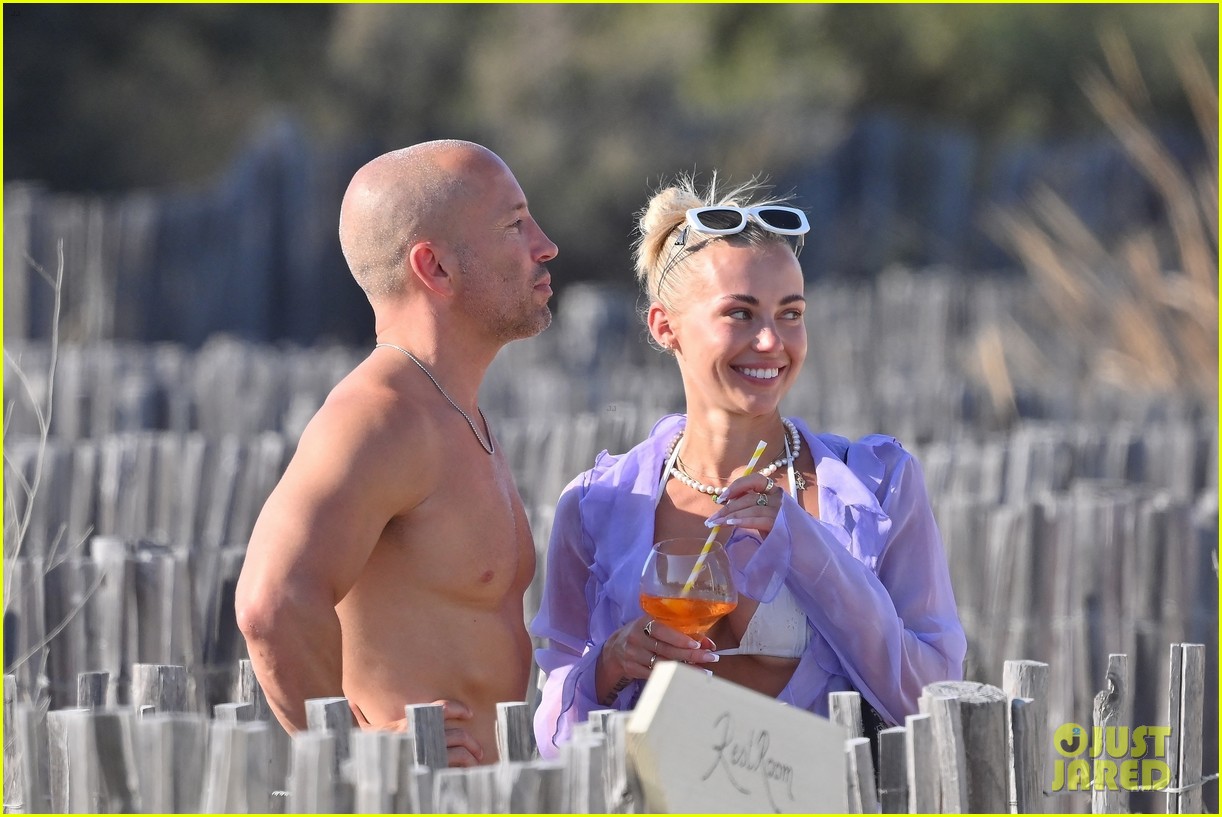 Selling Sunset's Jason Oppenheim Packs on PDA with Danika Tanya: Photo 4962158 | Shirtless ...