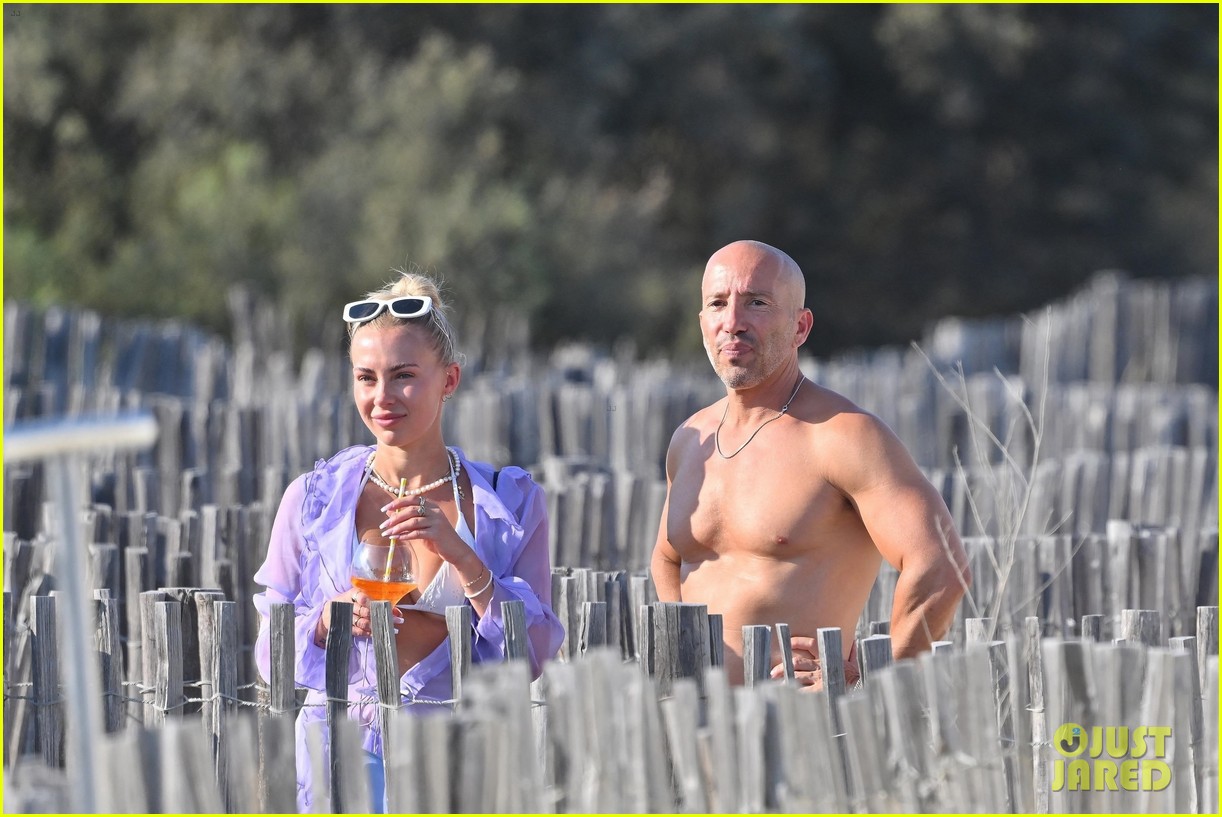 Selling Sunset's Jason Oppenheim Packs on PDA with Danika Tanya: Photo ...