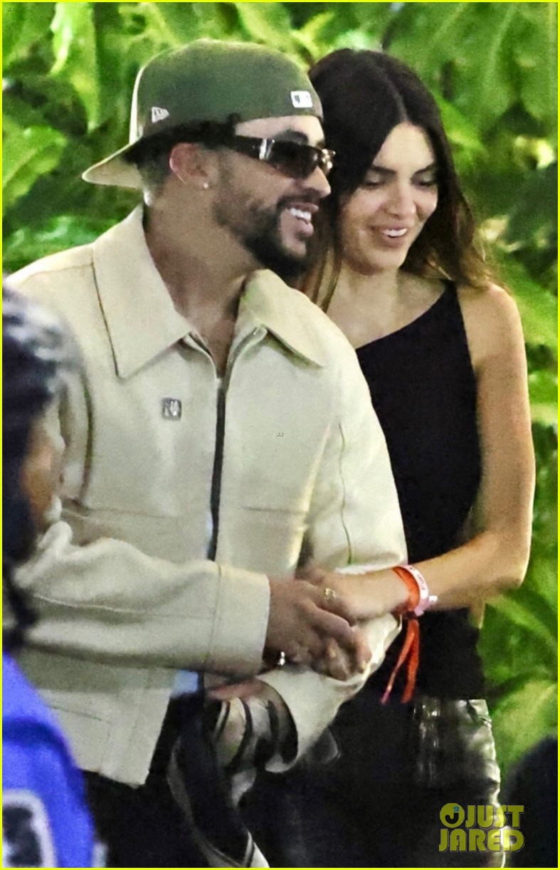 Kendall Jenner & Bad Bunny Hold Hands & Keep Close While Arriving at ...