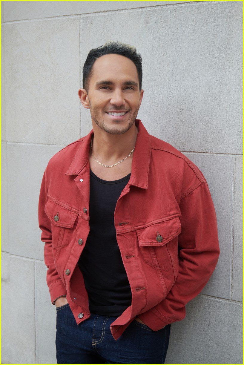 Carlos & Alexa PenaVega Celebrate Their Birthdays With A Double ...