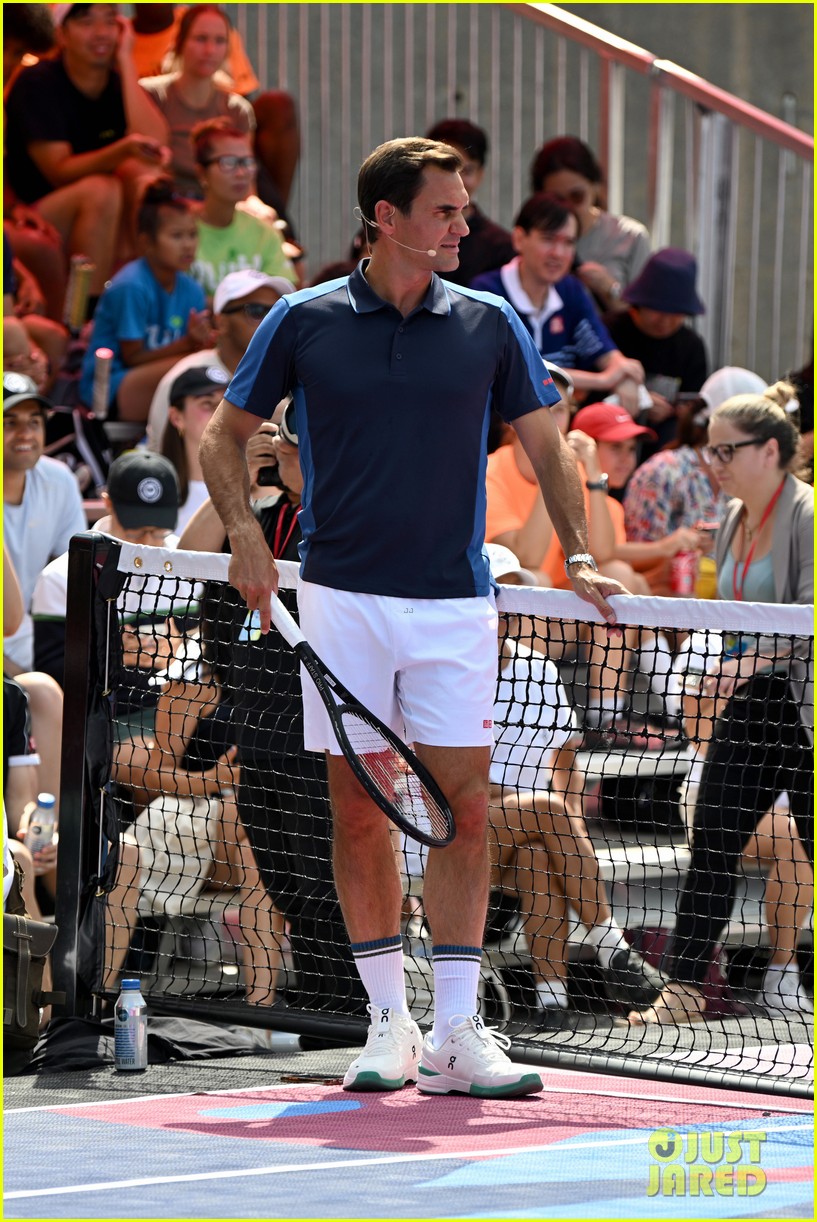Roger Federer Hosts Tennis Clinic During UNIQLO's Around The World ...