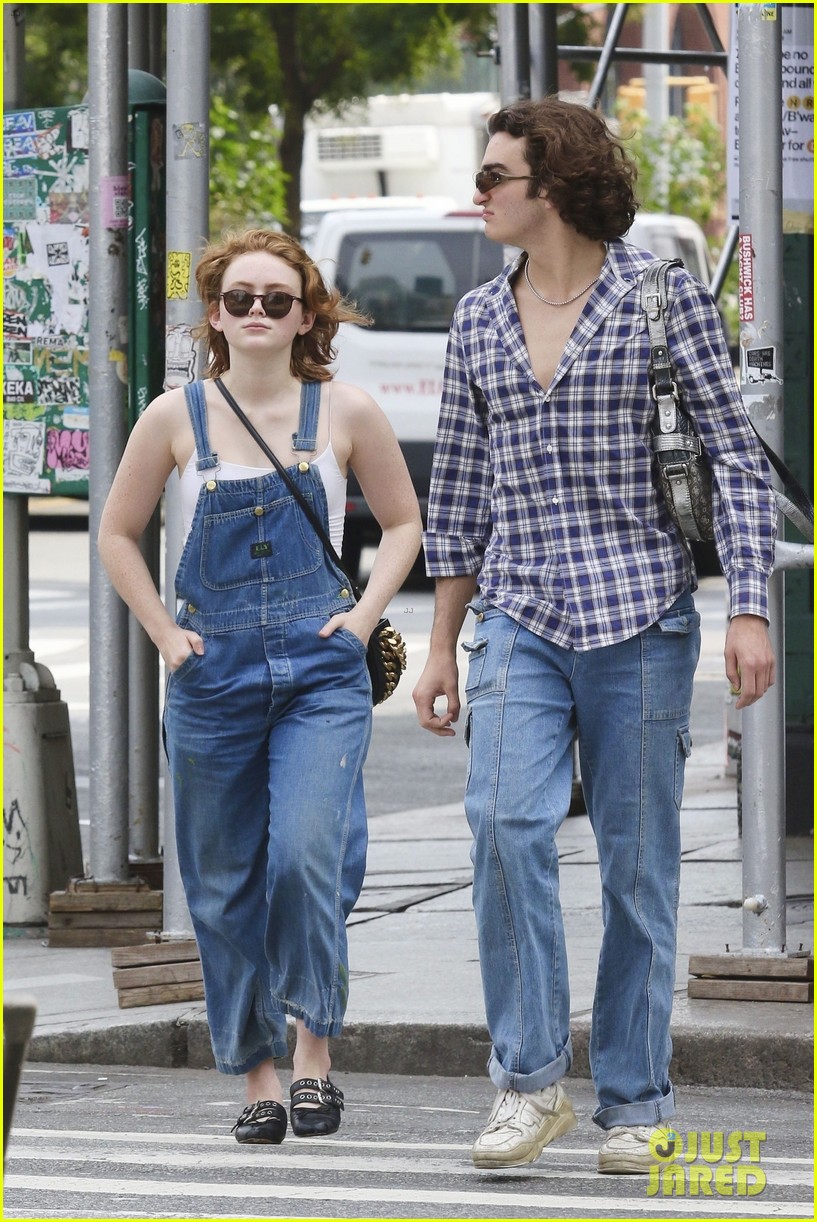 Sadie Sink Felt 'Empowered' After Chopping Off Her Long Red Hair: Photo ...