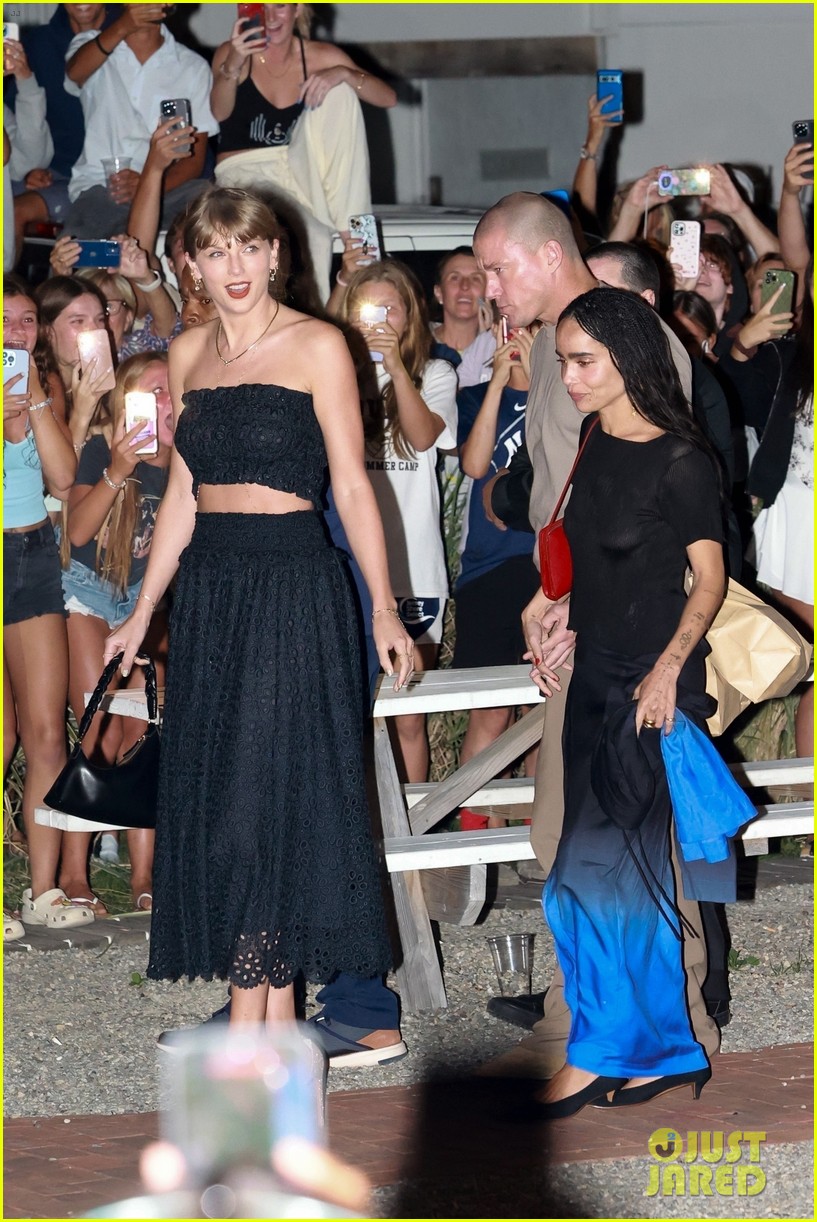 Taylor Swift Joins Cara Delevingne, Lana Del Rey, & More Stars Attend ...