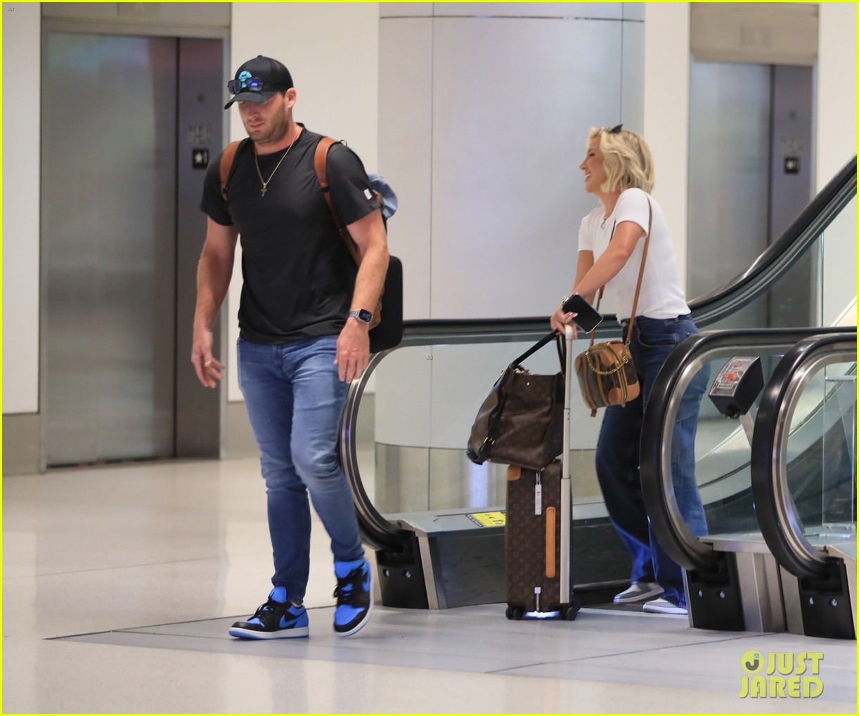 Savannah Chrisley Spotted with New Boyfriend Robert Shiver, Who Was a ...