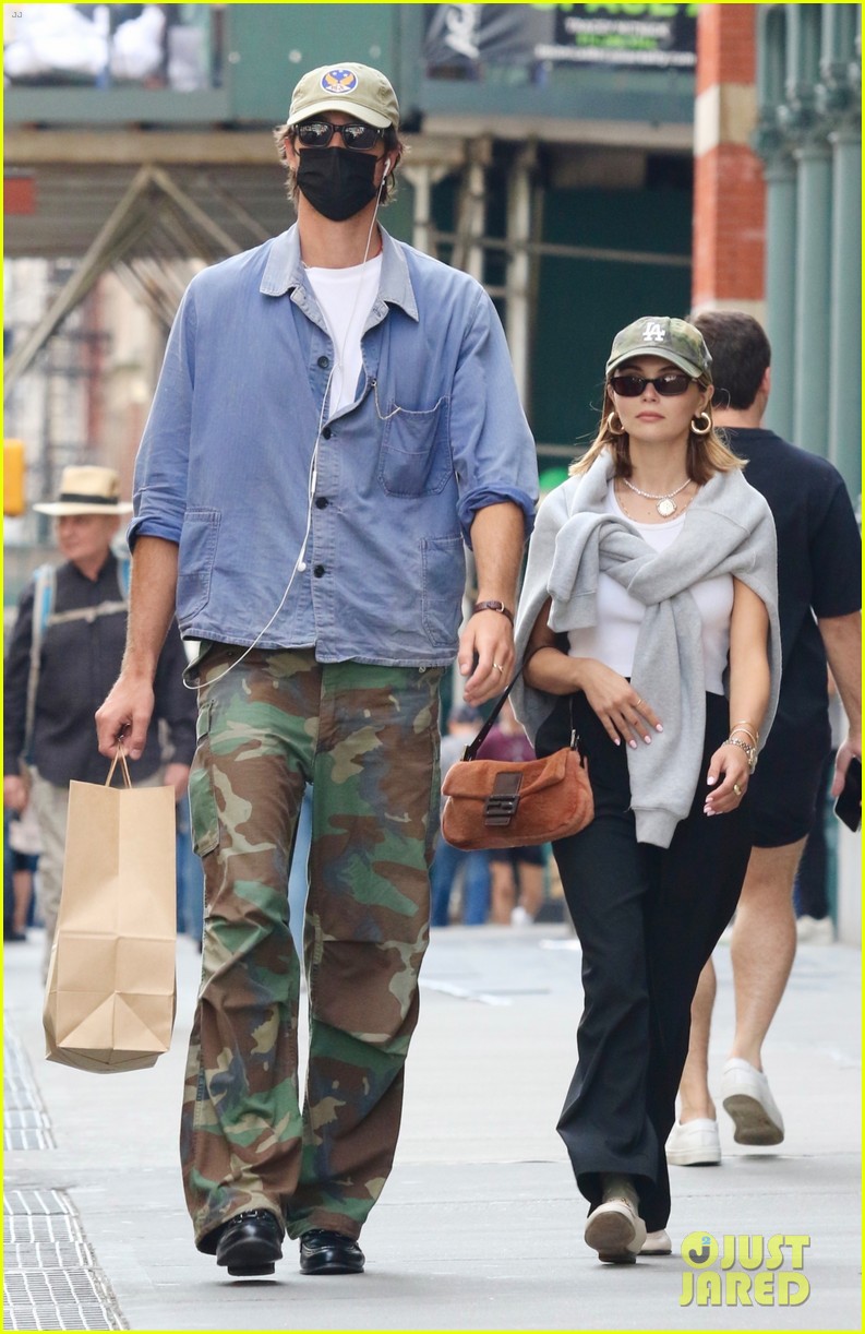 Photo: jacob elordi olivia jade in new york 08 | Photo 4969624 | Just ...