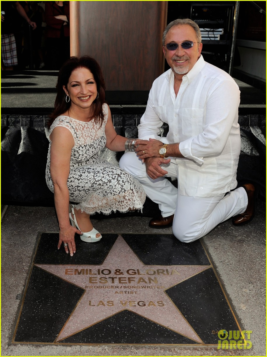 Gloria Estefan Celebrates 45th Wedding Anniversary with Husband Emilio ...