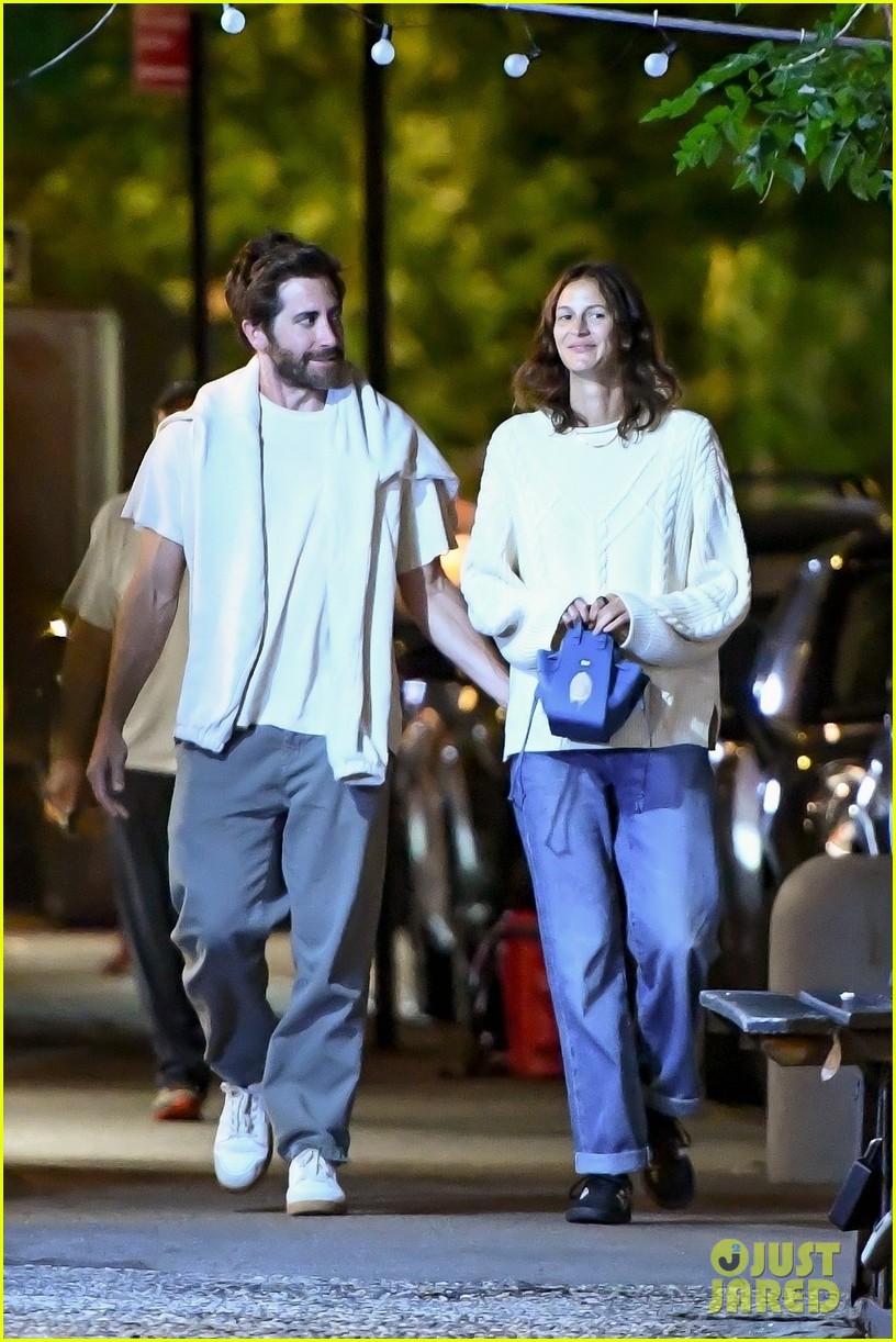 Jake Gyllenhaal & Girlfriend Jeanne Cadieu Spotted Out in SoHo!: Photo ...