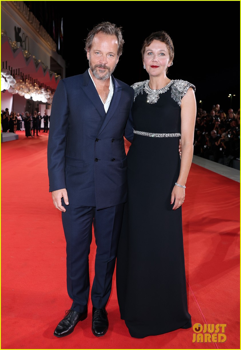 Jessica Chastain Shimmers in Gucci at 'Memory' Premiere Held During ...