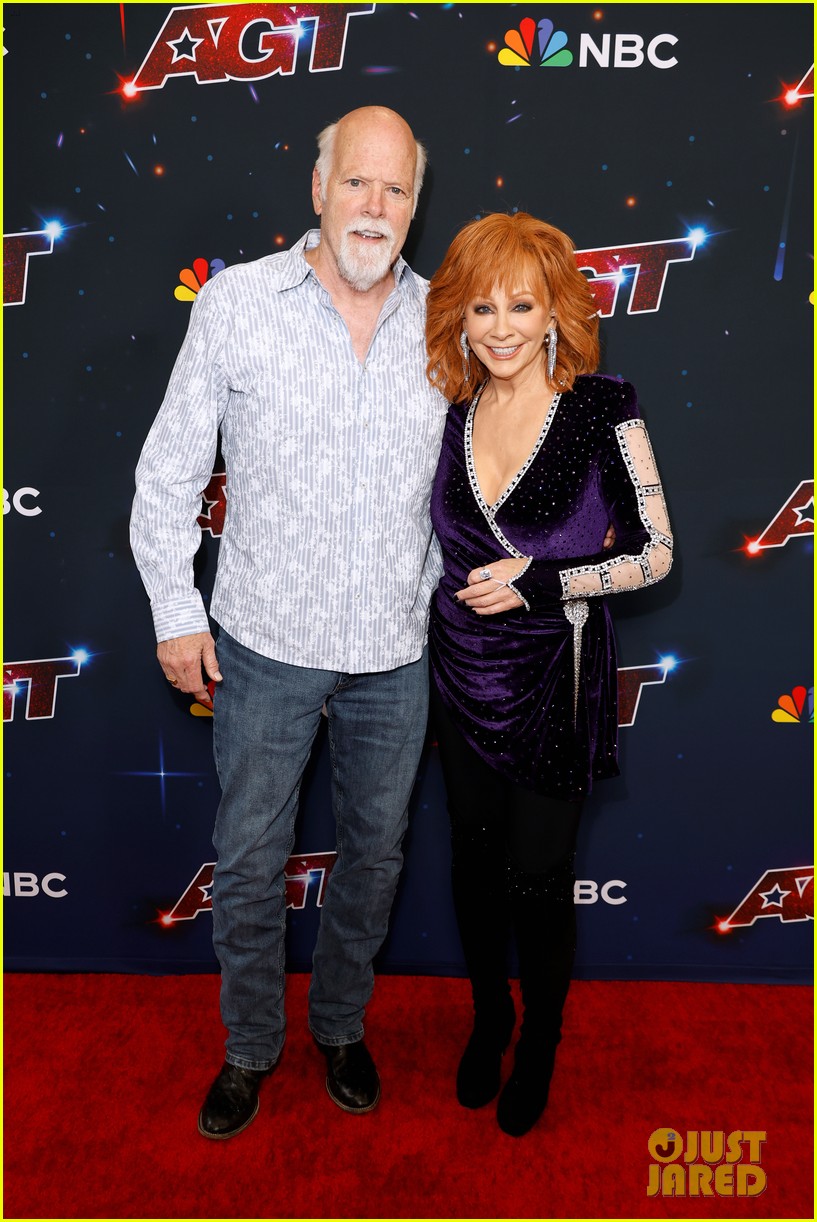 Who Is Reba McEntire's Boyfriend? She Started Dating Rex Linn in 2020, But Has Known Him Since ...