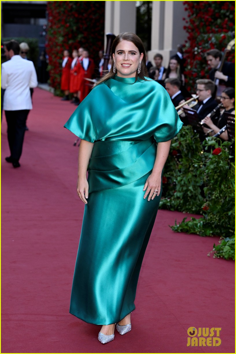 Vogue World Event in London Attracts 80+ Celebs, Including Kate Winslet ...