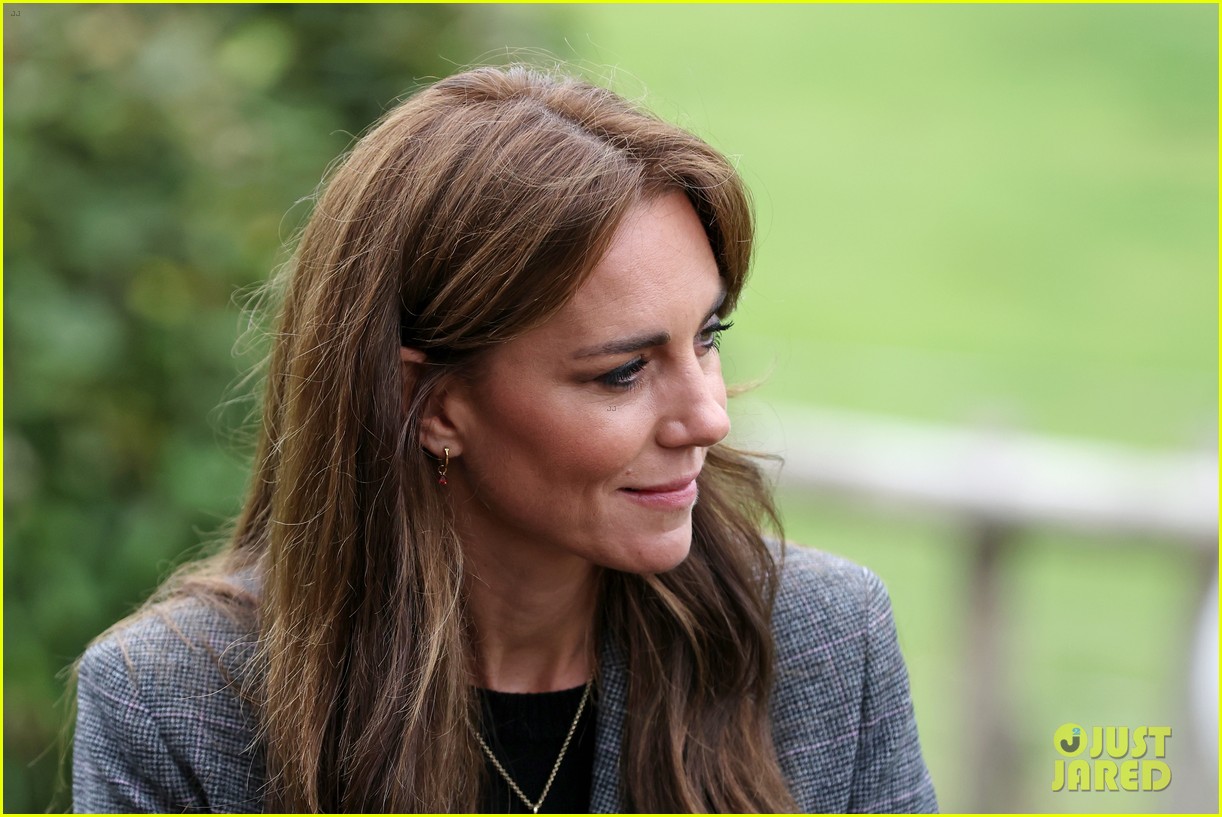 Kate Middleton & Prince William Learn New Survival Skills During Lesson ...