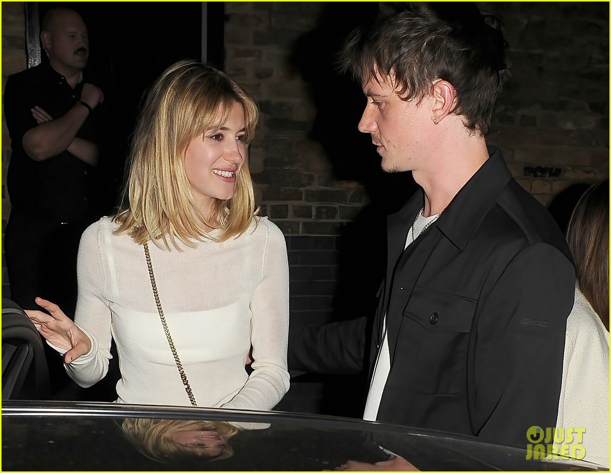 Photo: daisy edgar jones spotted with ben seed 02 | Photo 4976507 ...