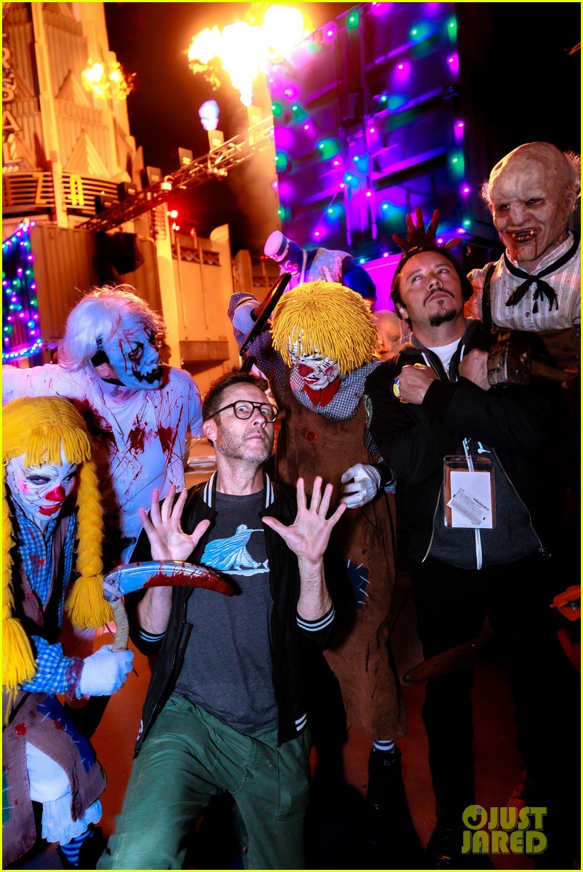 Billie Eilish & Colin Farrell Hit Halloween Horror Nights for Spooky ...