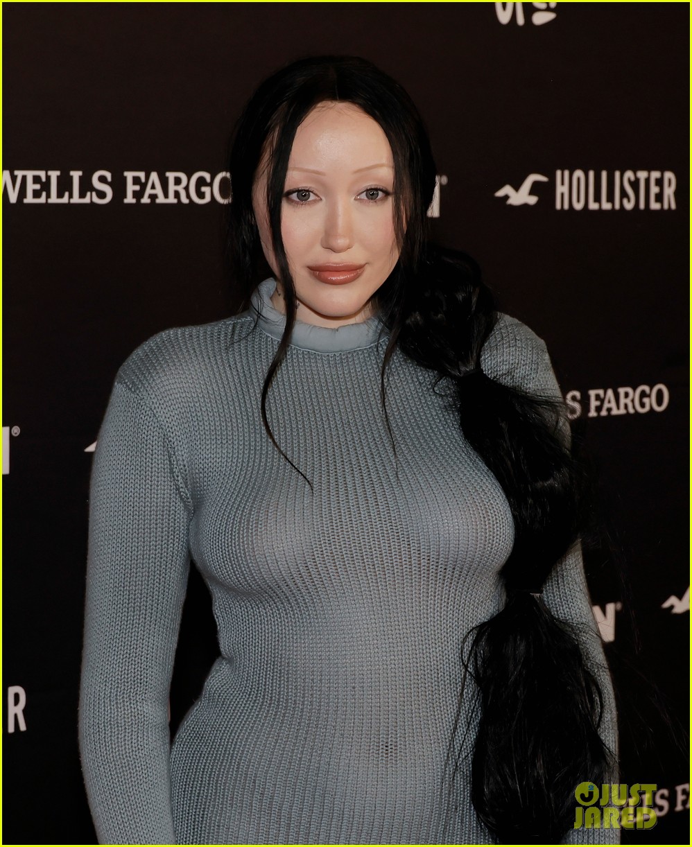 Noah Cyrus Channels Rapunzel with Floor-Length Hair at GLSEN Event ...