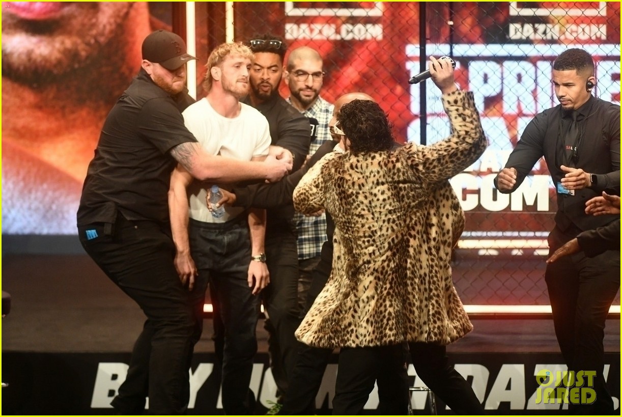 Photo: logan paul press confernce dillion fight 08 | Photo 4976789 ...