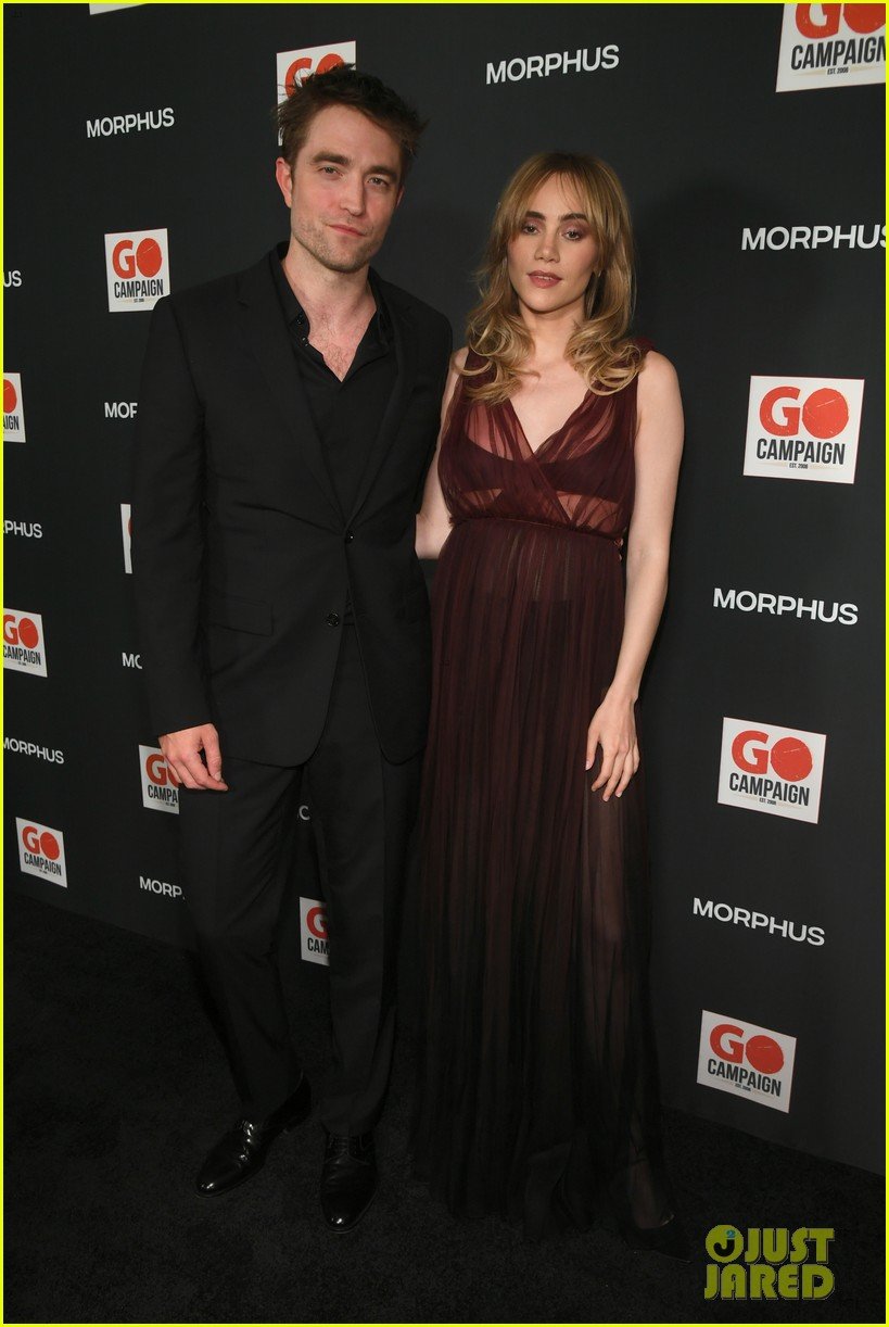 Robert Pattinson & Suki Waterhouse Couple Up for GO Campaign Gala 2023 ...