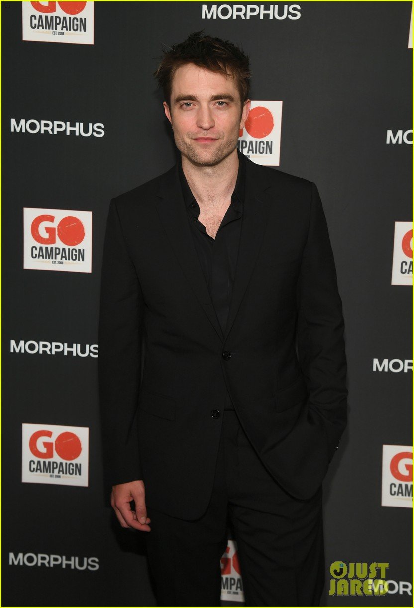 Robert Pattinson & Suki Waterhouse Couple Up for GO Campaign Gala 2023 ...