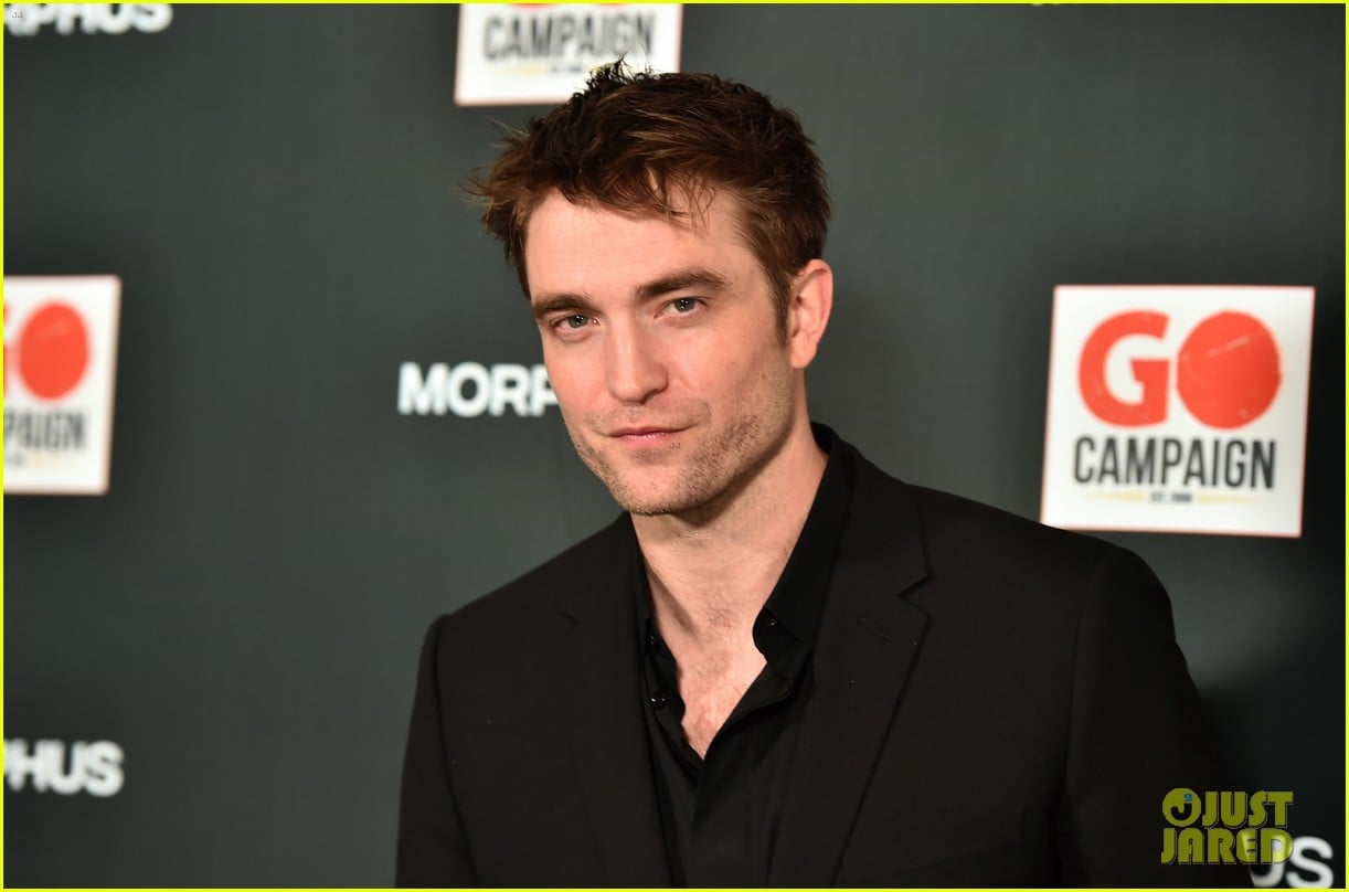 Robert Pattinson & Suki Waterhouse Couple Up for GO Campaign Gala 2023 ...