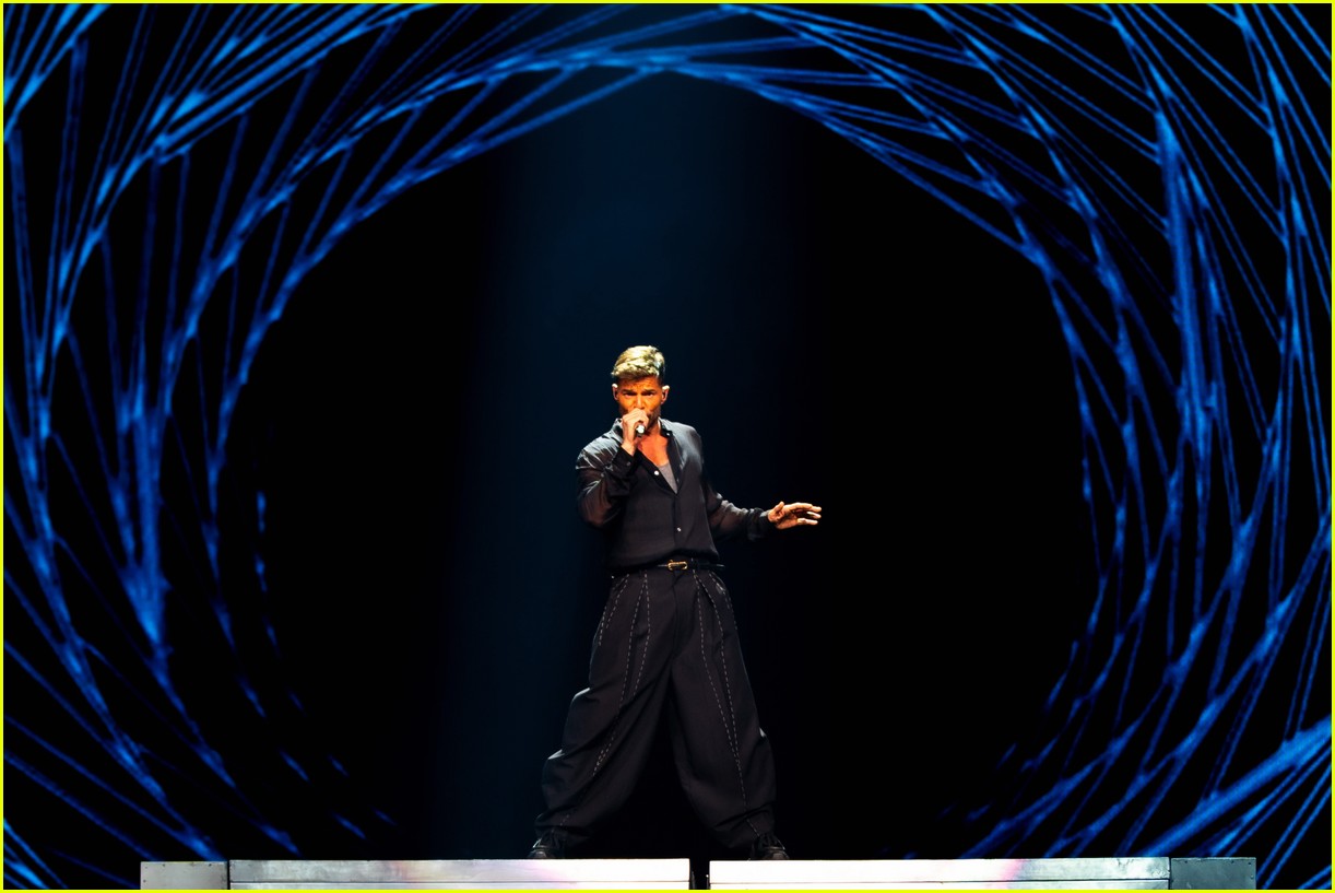 Photo: trilogy tour 2023 17 | Photo 4977531 | Just Jared: Entertainment ...