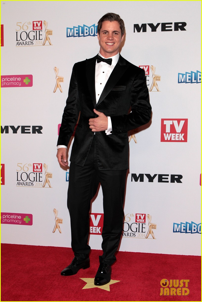 Johnny Ruffo Dead at 35 - 'Home & Away' Actor Passes Away: Photo ...